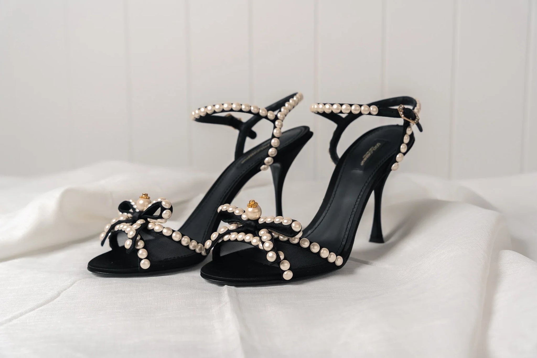 Pearl Bow Heels
